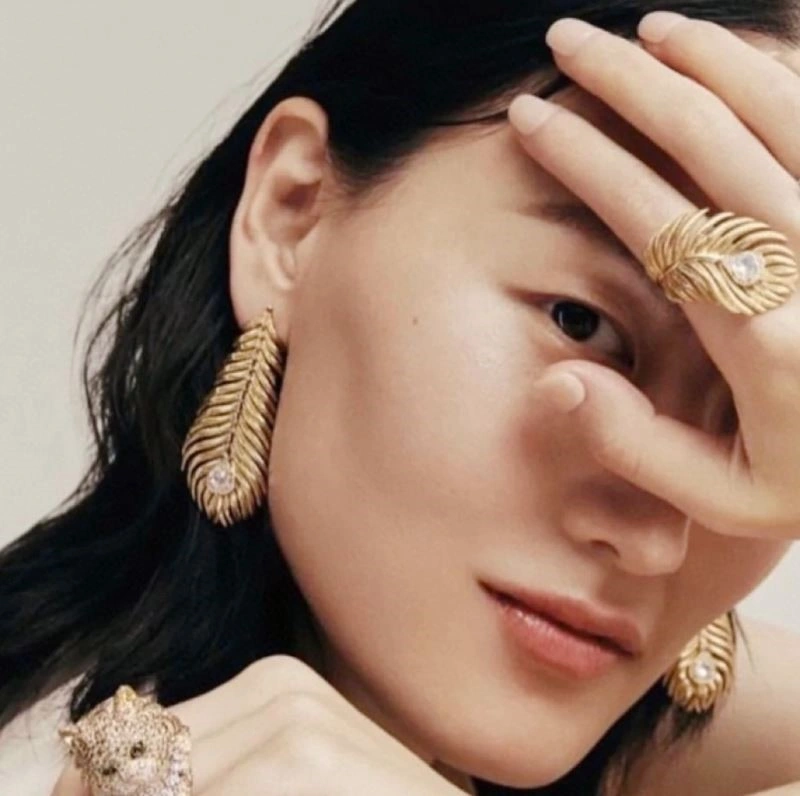 Inexpensive Boucheron Earrings