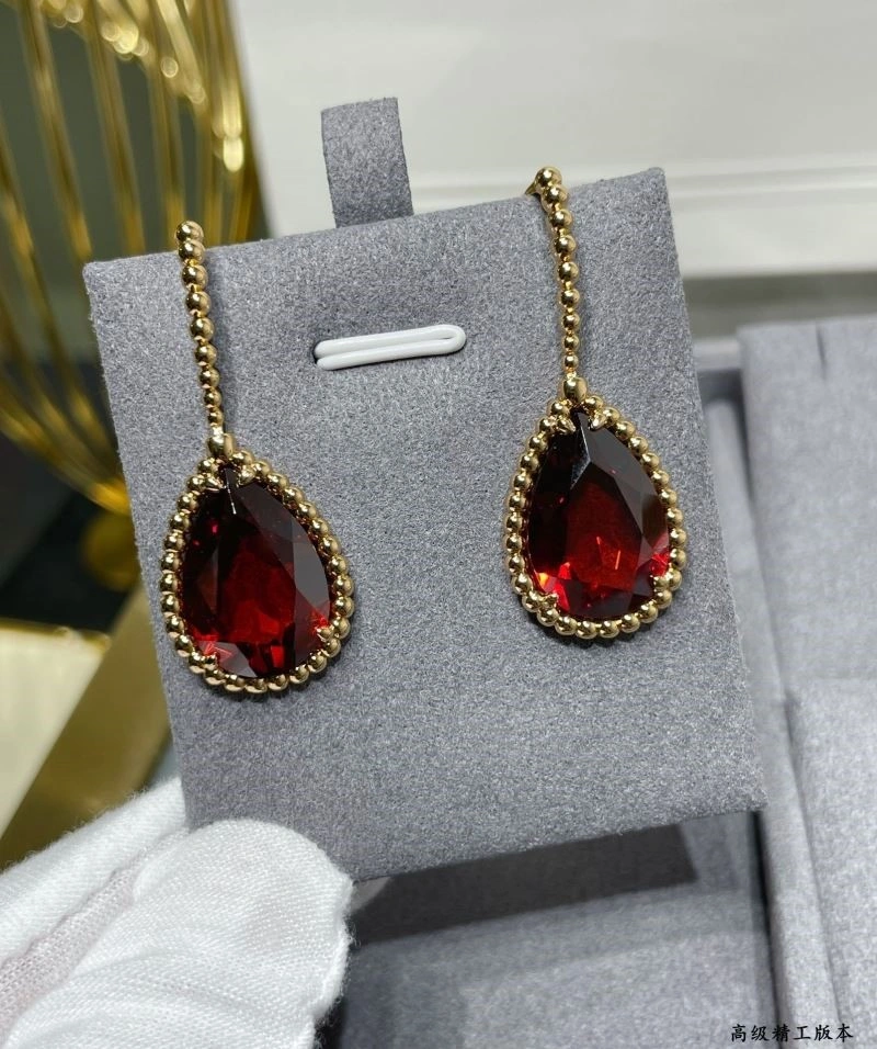High accuracy Boucheron Earrings