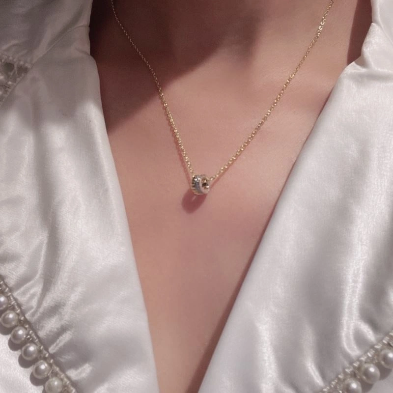 High fidelity Boucheron Necklaces