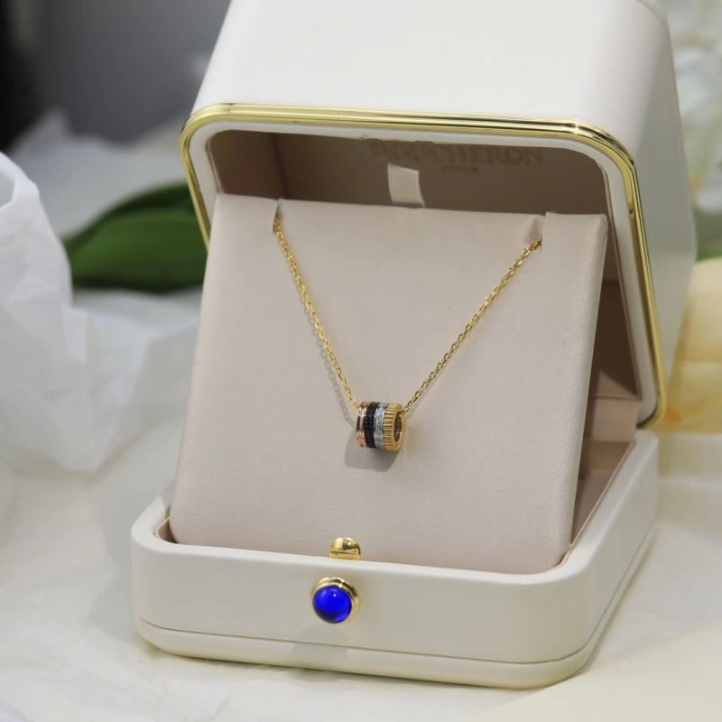 Economical Boucheron Necklaces