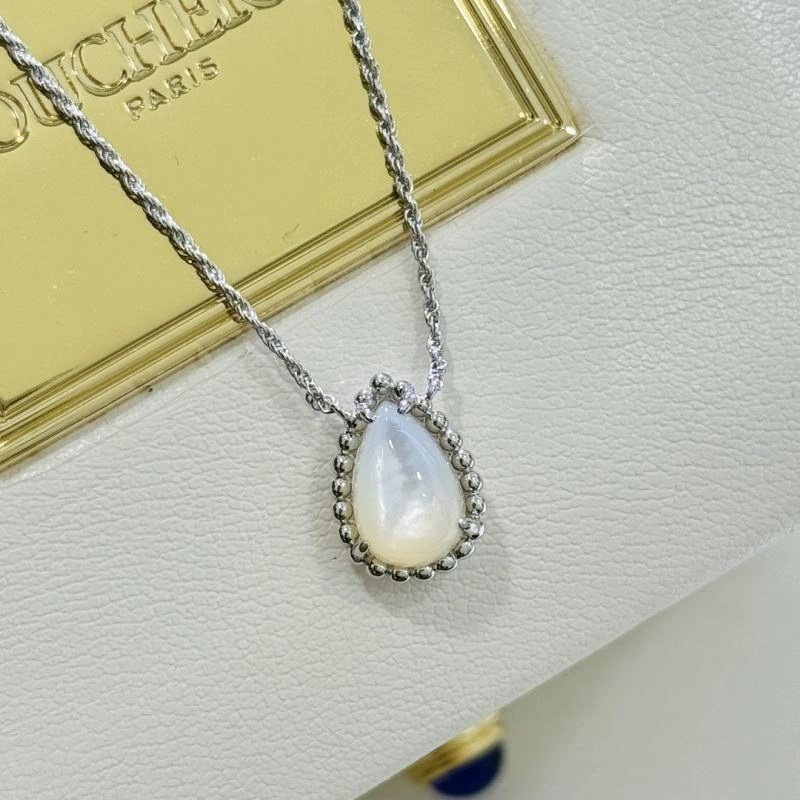 Accurate model Boucheron Necklaces