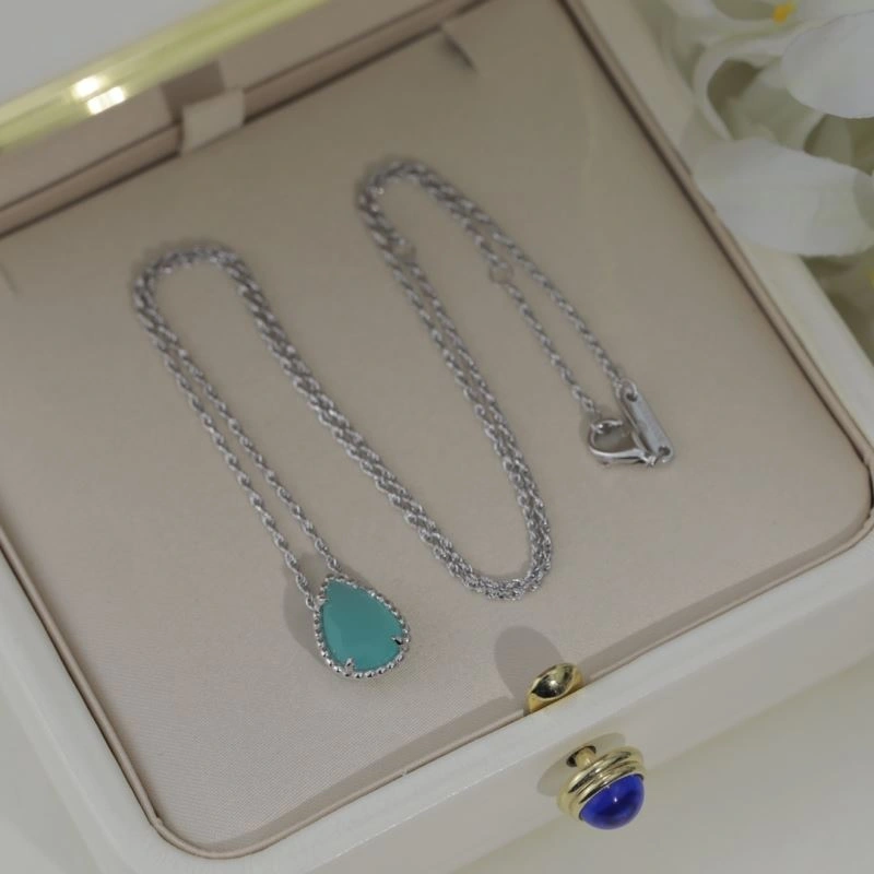 Bargain Boucheron Necklaces
