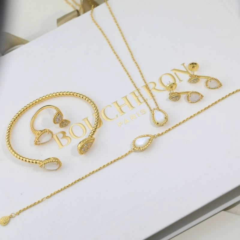Bargain Boucheron Necklaces