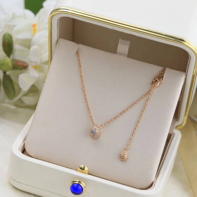 Top mirror Boucheron Necklaces