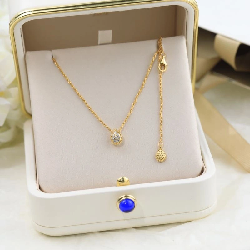 Top mirror Boucheron Necklaces