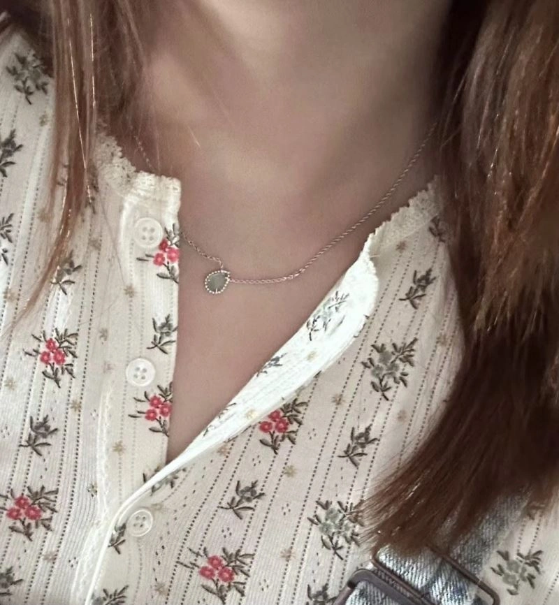 Cut-rate Boucheron Necklaces
