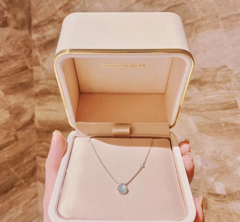 Cut-rate Boucheron Necklaces