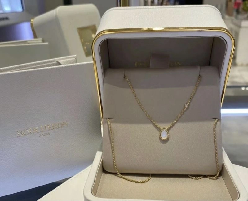 Perfect replica Boucheron Necklaces