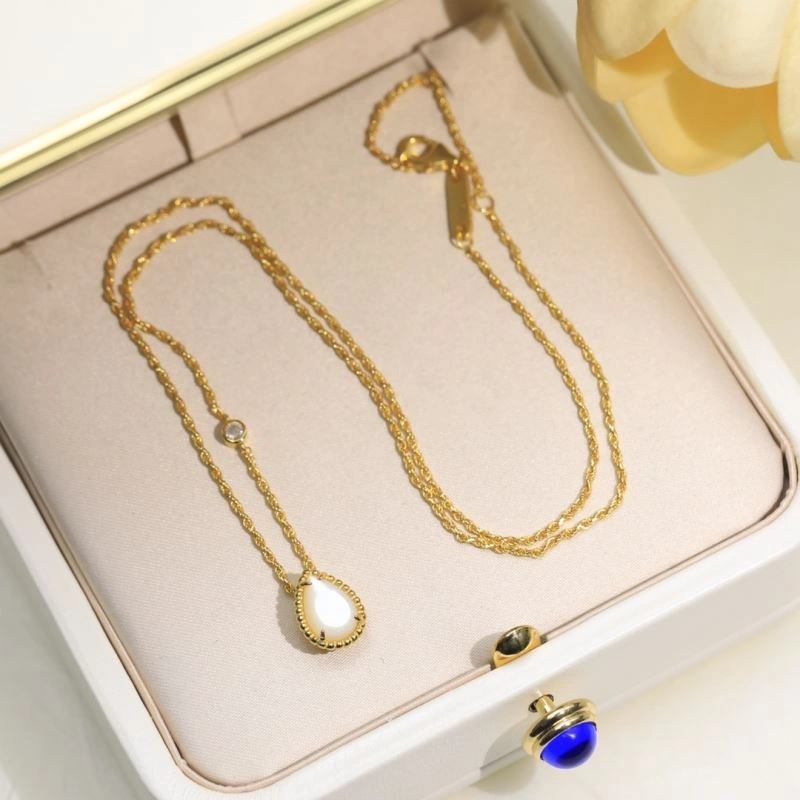 Perfect replica Boucheron Necklaces