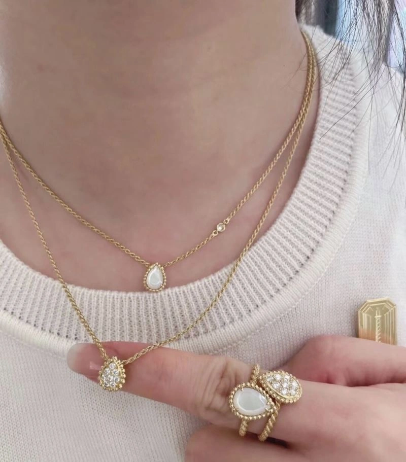 Perfect replica Boucheron Necklaces