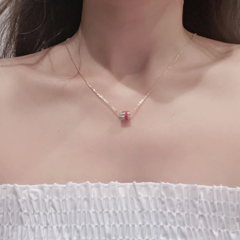 Low-cost Boucheron Necklaces