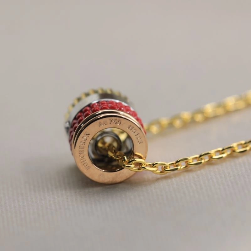 Low-cost Boucheron Necklaces