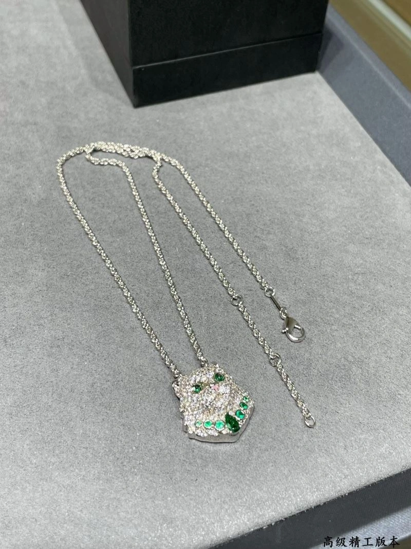 Top match Boucheron Necklaces