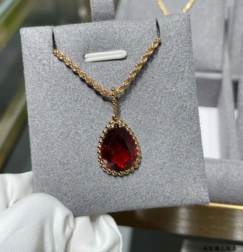 Affordable Boucheron Necklaces