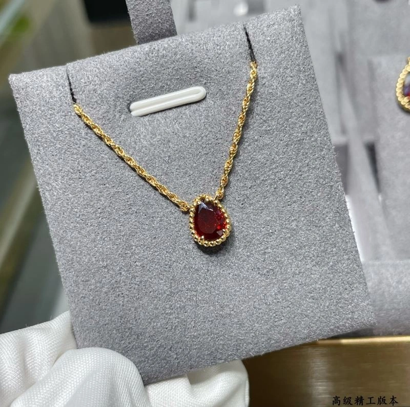 Bargain Boucheron Necklaces