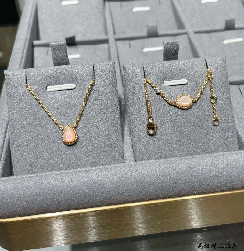 Perfect replica Boucheron Necklaces