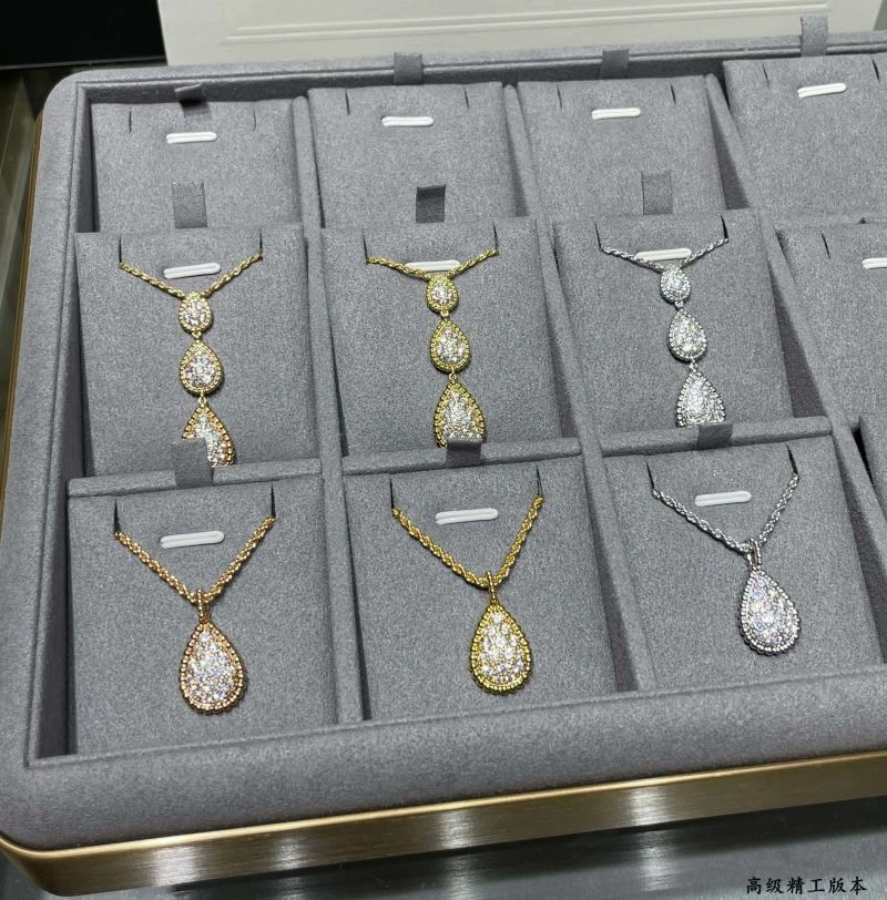 Cut-rate Boucheron Necklaces