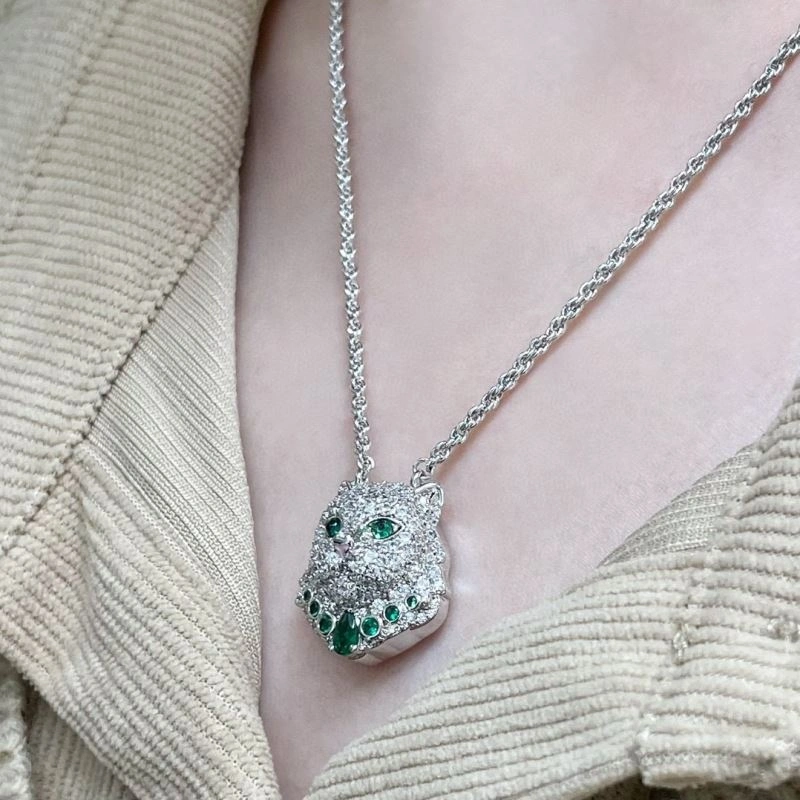 Top match Boucheron Necklaces