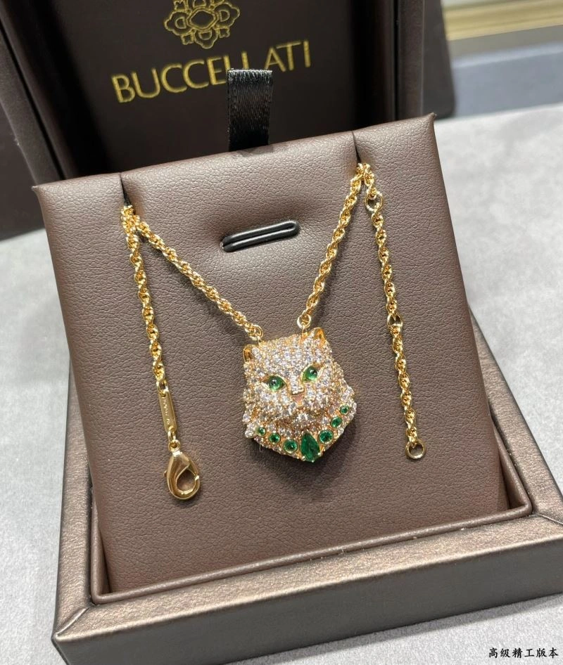 Top match Boucheron Necklaces