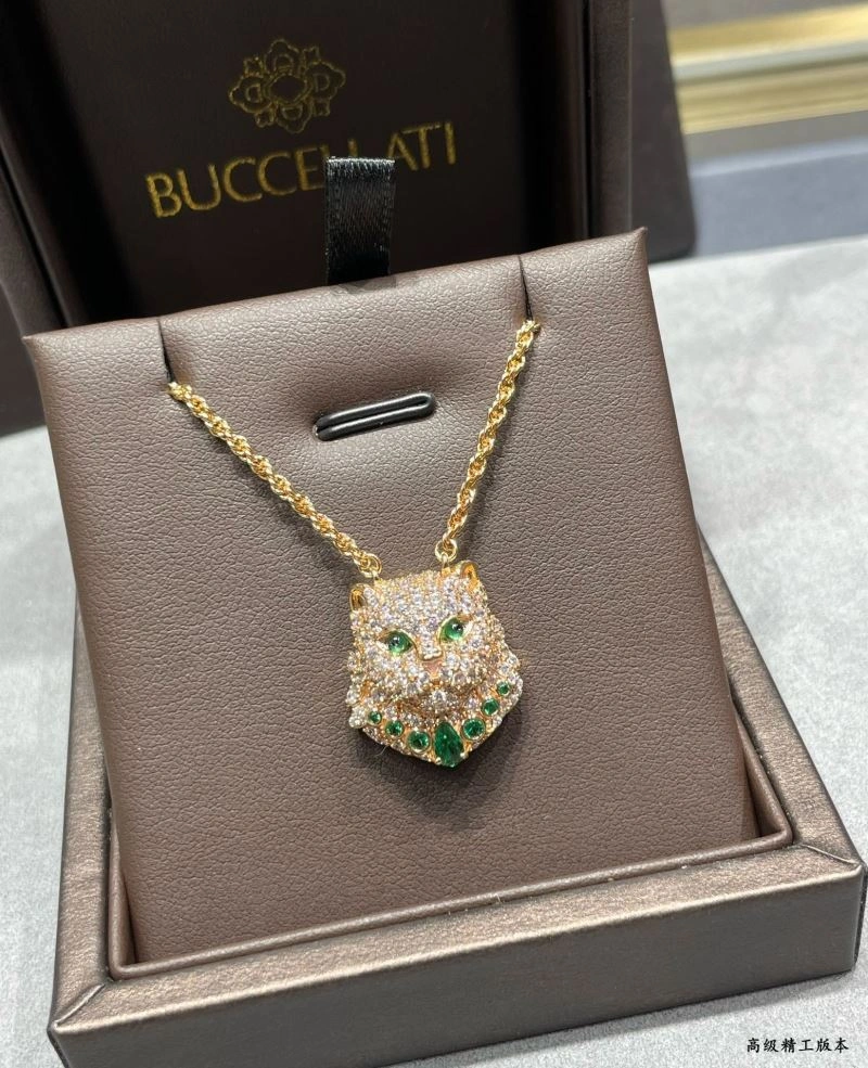 Top match Boucheron Necklaces