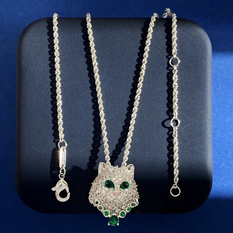 Factory-made Boucheron Necklaces