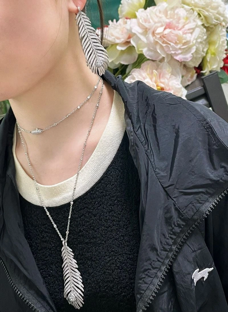 Original Boucheron Necklaces