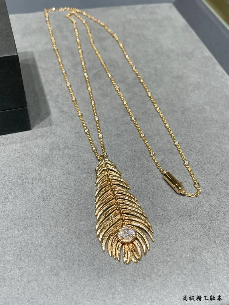 Accurate model Boucheron Necklaces