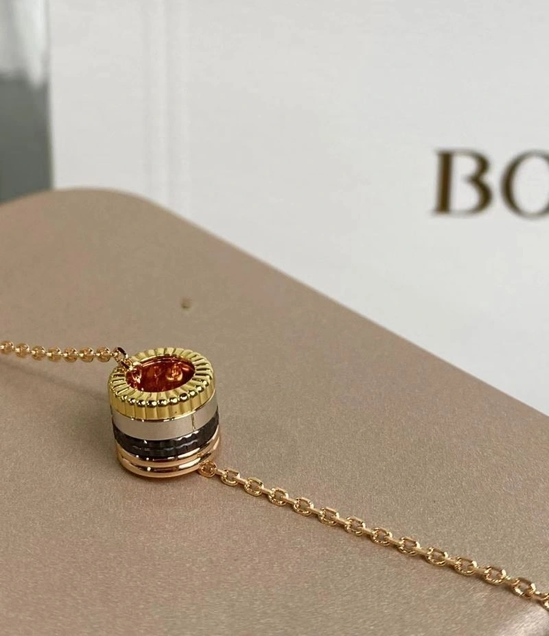 High fidelity Boucheron Necklaces