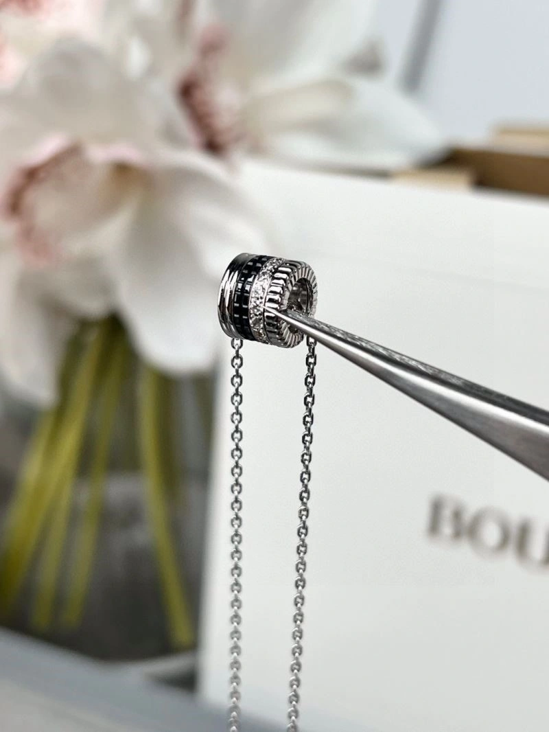 Official Boucheron Necklaces