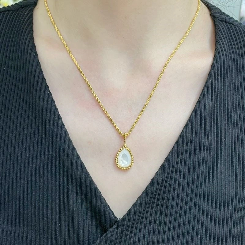 Bargain Boucheron Necklaces