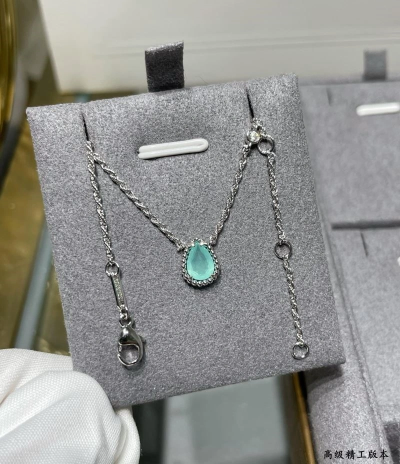 Top mirror Boucheron Necklaces
