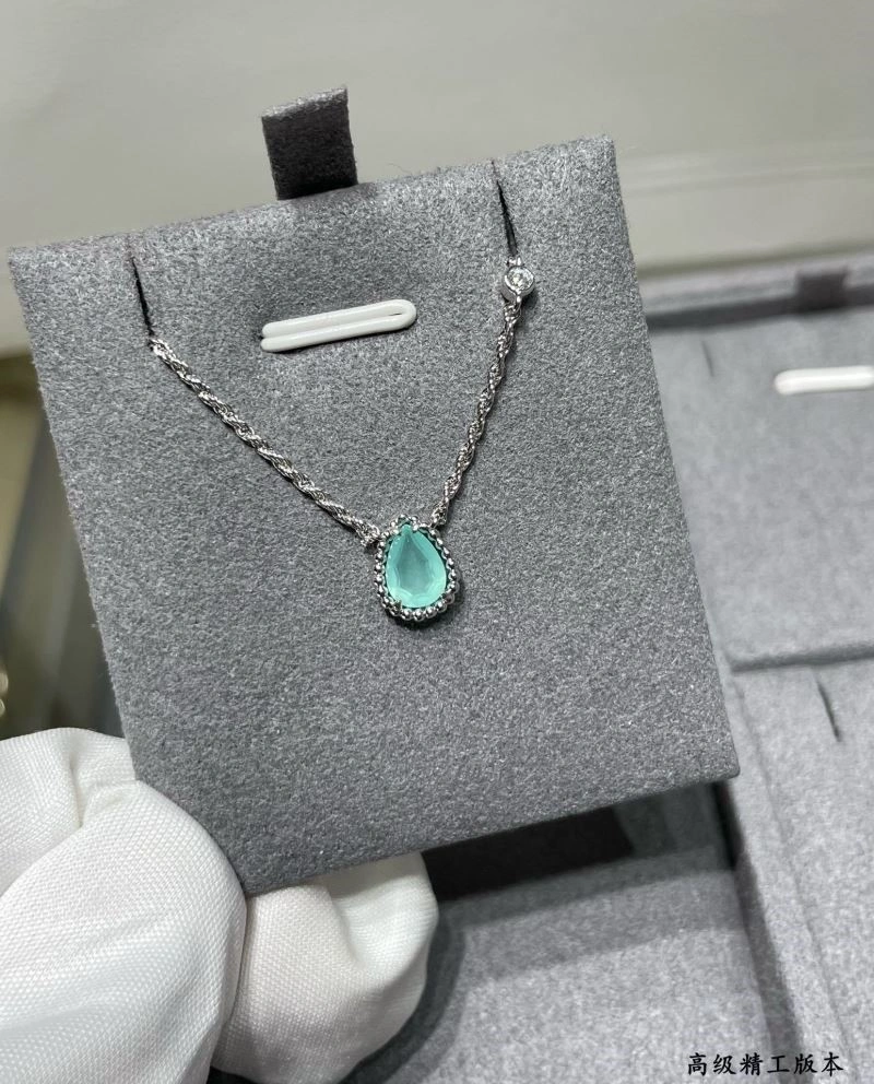Top mirror Boucheron Necklaces