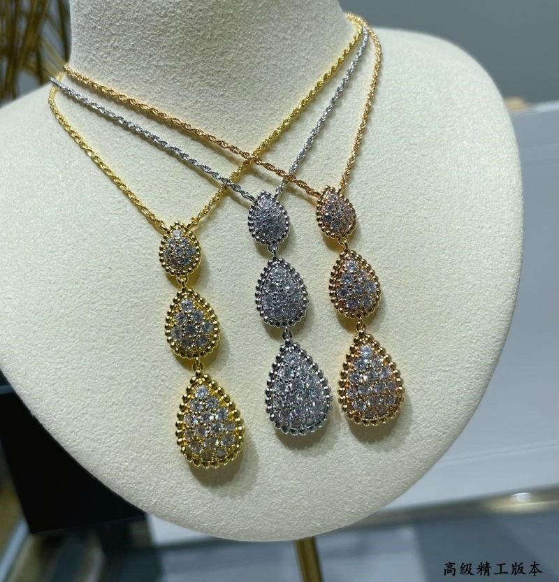 Reasonably priced Boucheron Necklaces