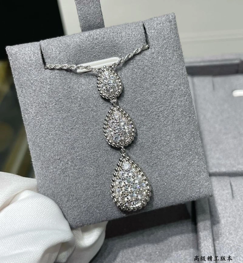 Reasonably priced Boucheron Necklaces