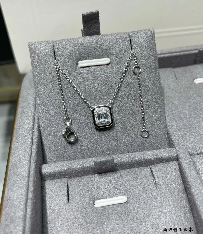 Brand-original Boucheron Necklaces