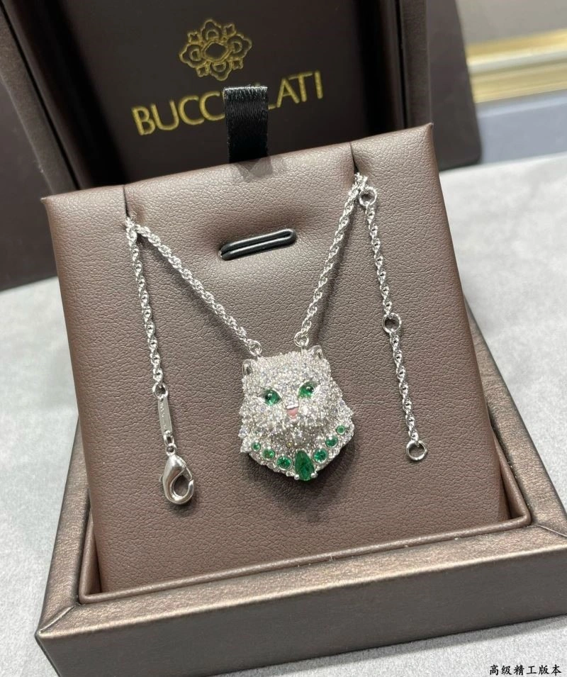 High fidelity Boucheron Necklaces
