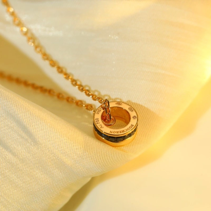 Top match Boucheron Necklaces