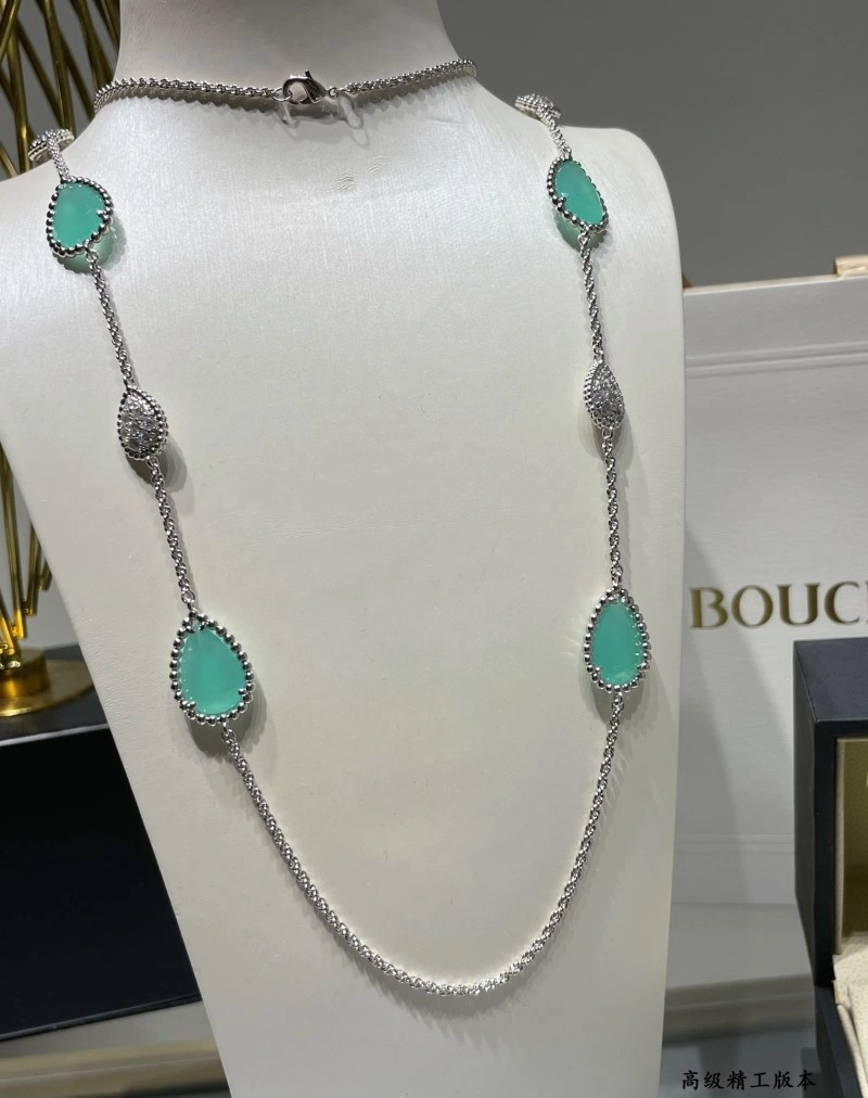 Low-cost Boucheron Necklaces