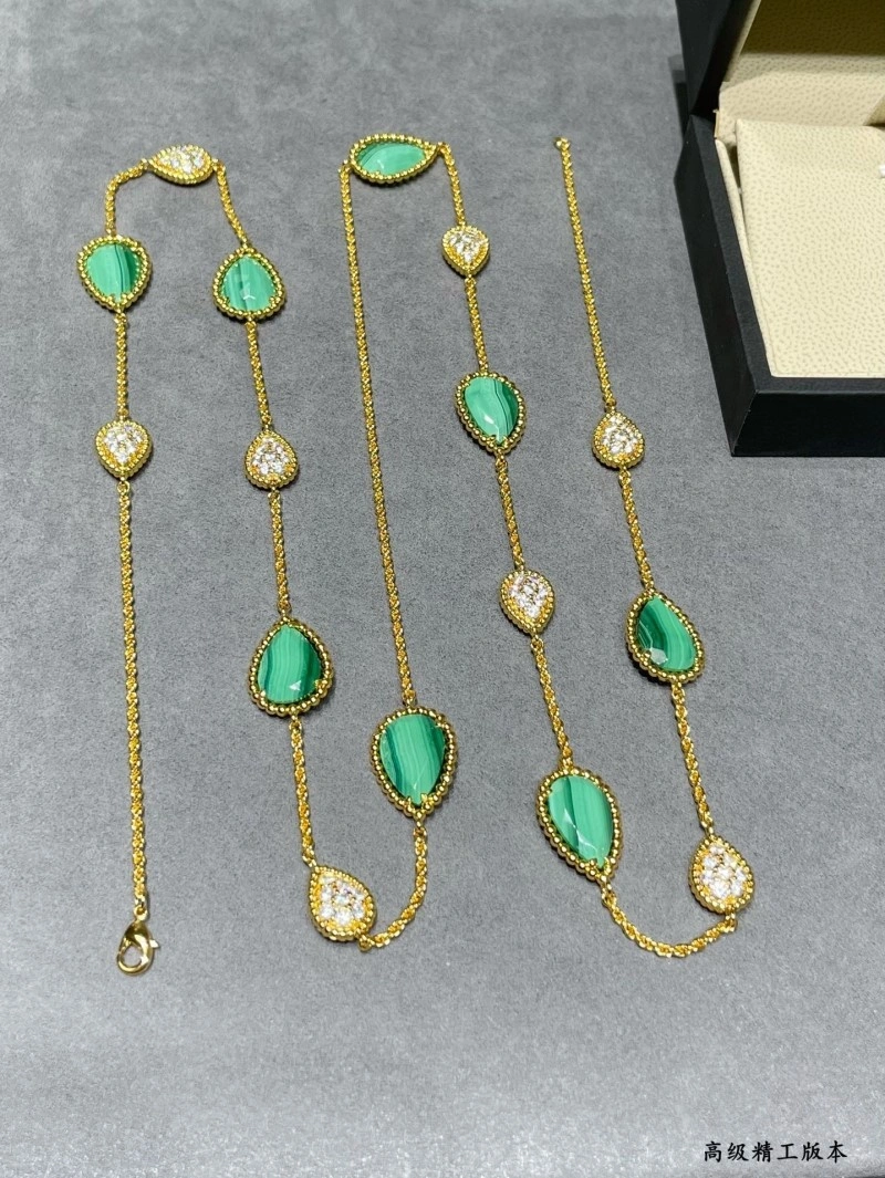 Mirror quality Boucheron Necklaces