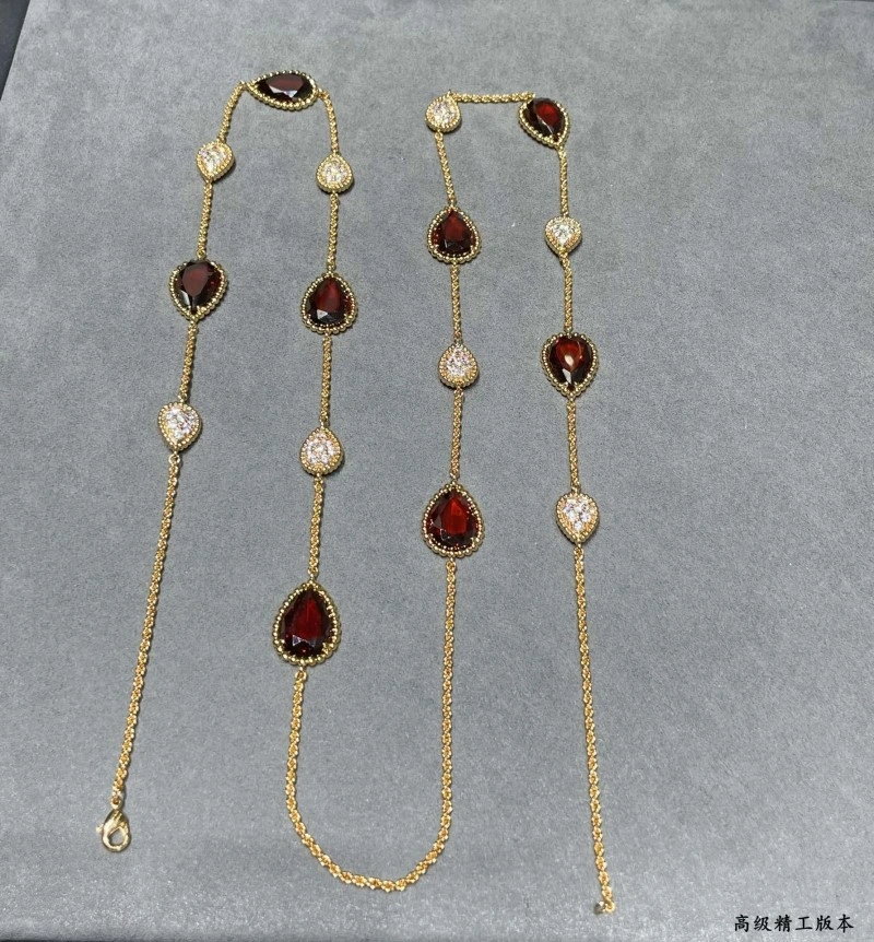 Accurate model Boucheron Necklaces