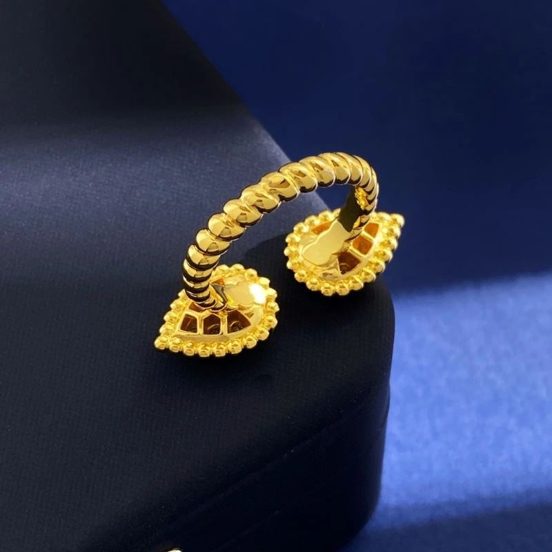 Brand-authenticated Boucheron Rings