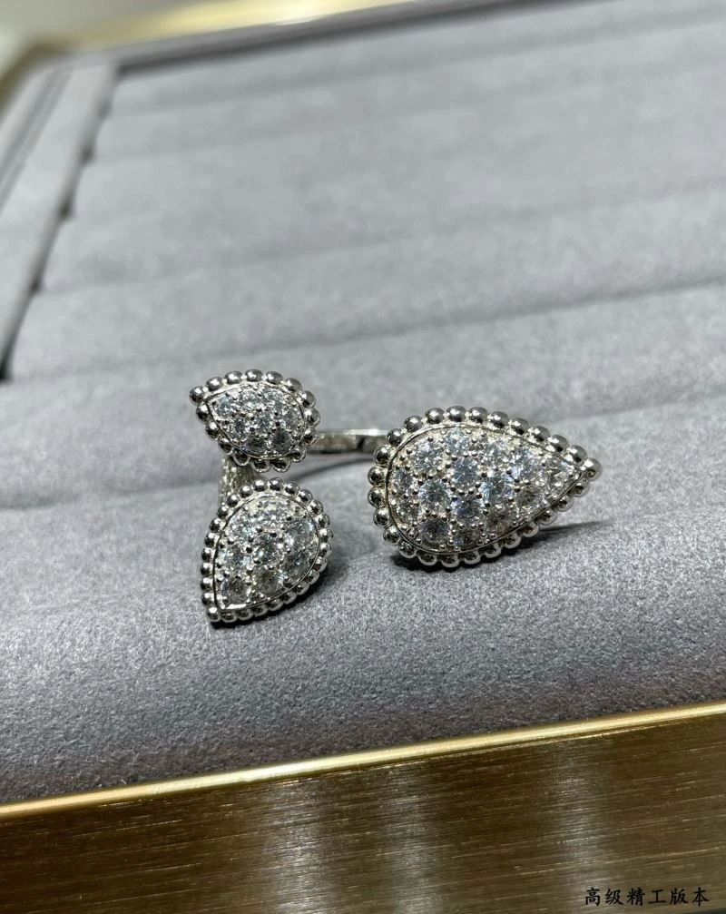 Cut-rate Boucheron Rings