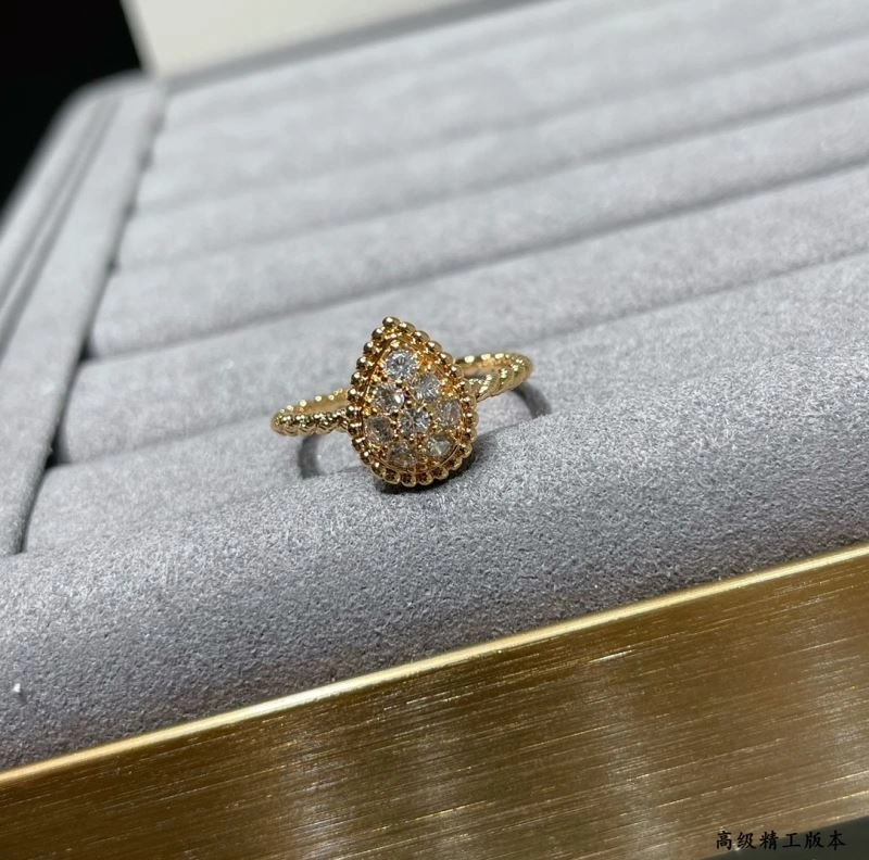 Inexpensive Boucheron Rings