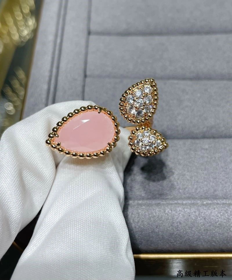 Inexpensive Boucheron Rings