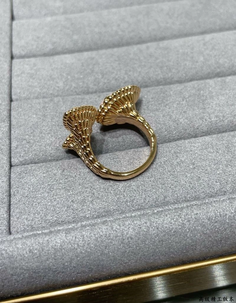 Inexpensive Boucheron Rings