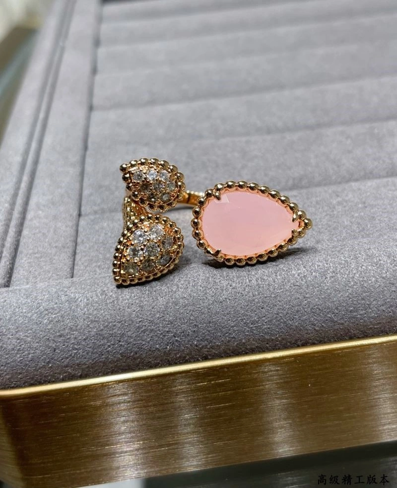 Inexpensive Boucheron Rings