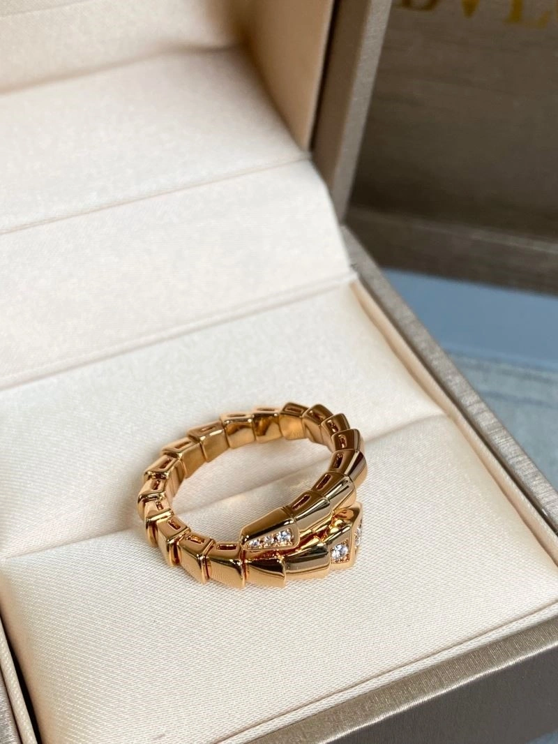 Discounted Boucheron Rings