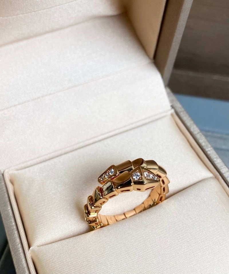 Discounted Boucheron Rings