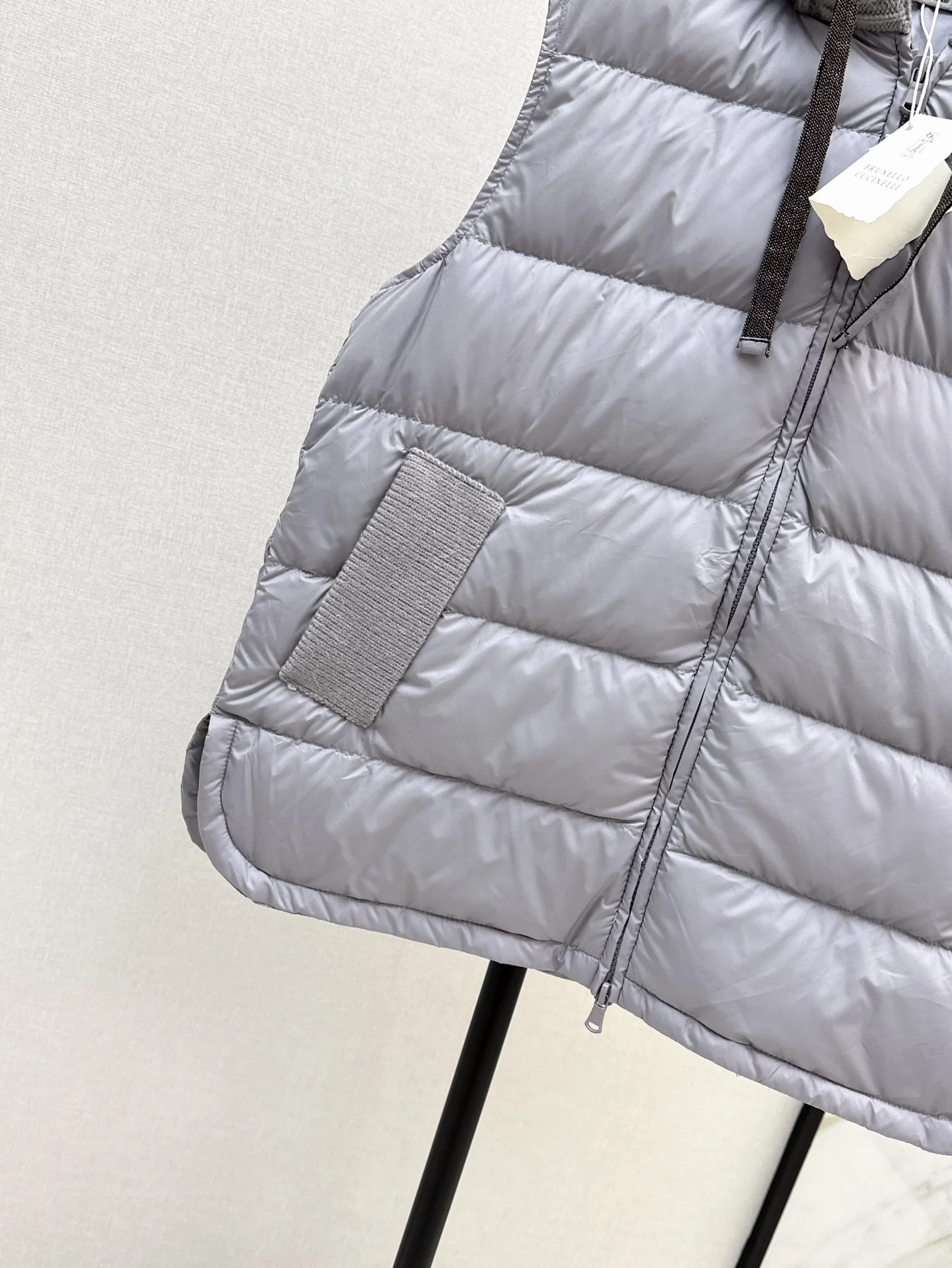 Accurate model Brunello Cucinelli Down Jackets
