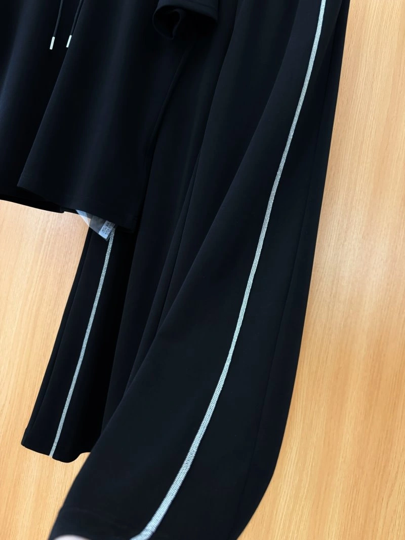 Inexpensive Brunello Cucinelli Long Suits